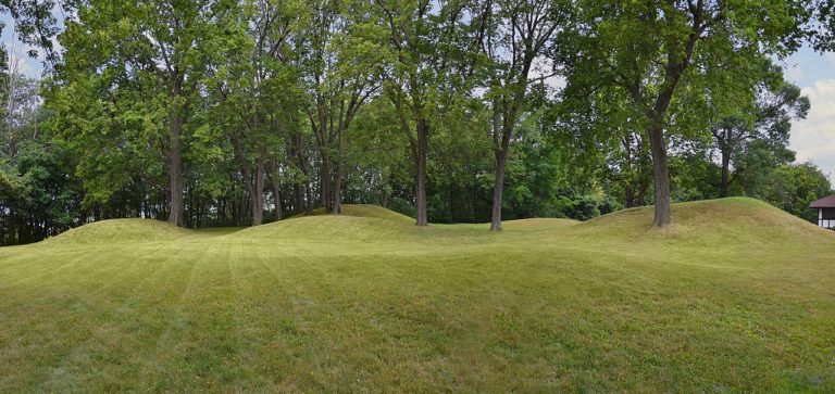 Effigy Mound Activity - Wisconsin First Nations